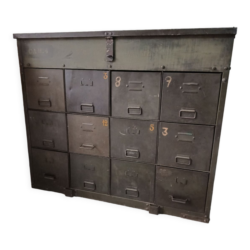 Meuble a tiroir Américain, débarquement 2 eme guerre mondiale | Selency