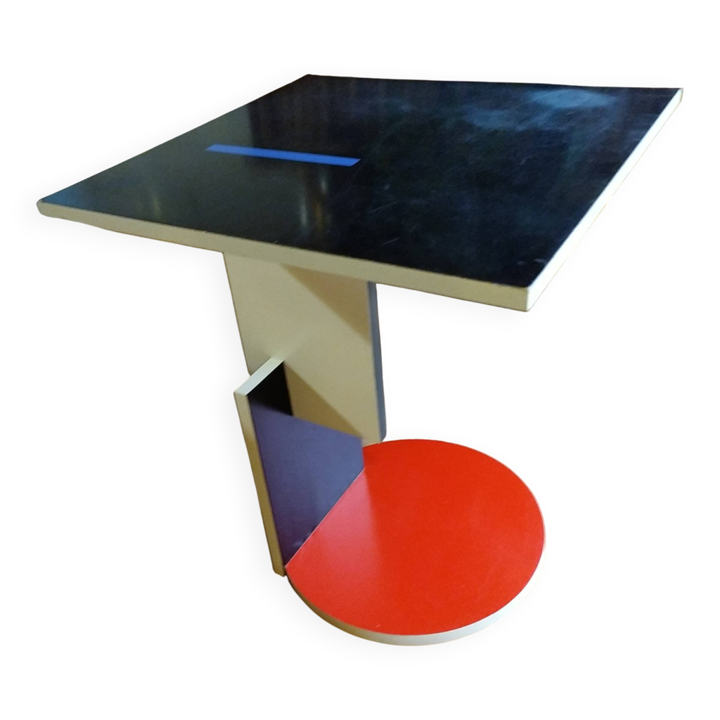 Table Schroeder d 'aprés Gerrit Thomas Rietveld pour Cassina. | Selency