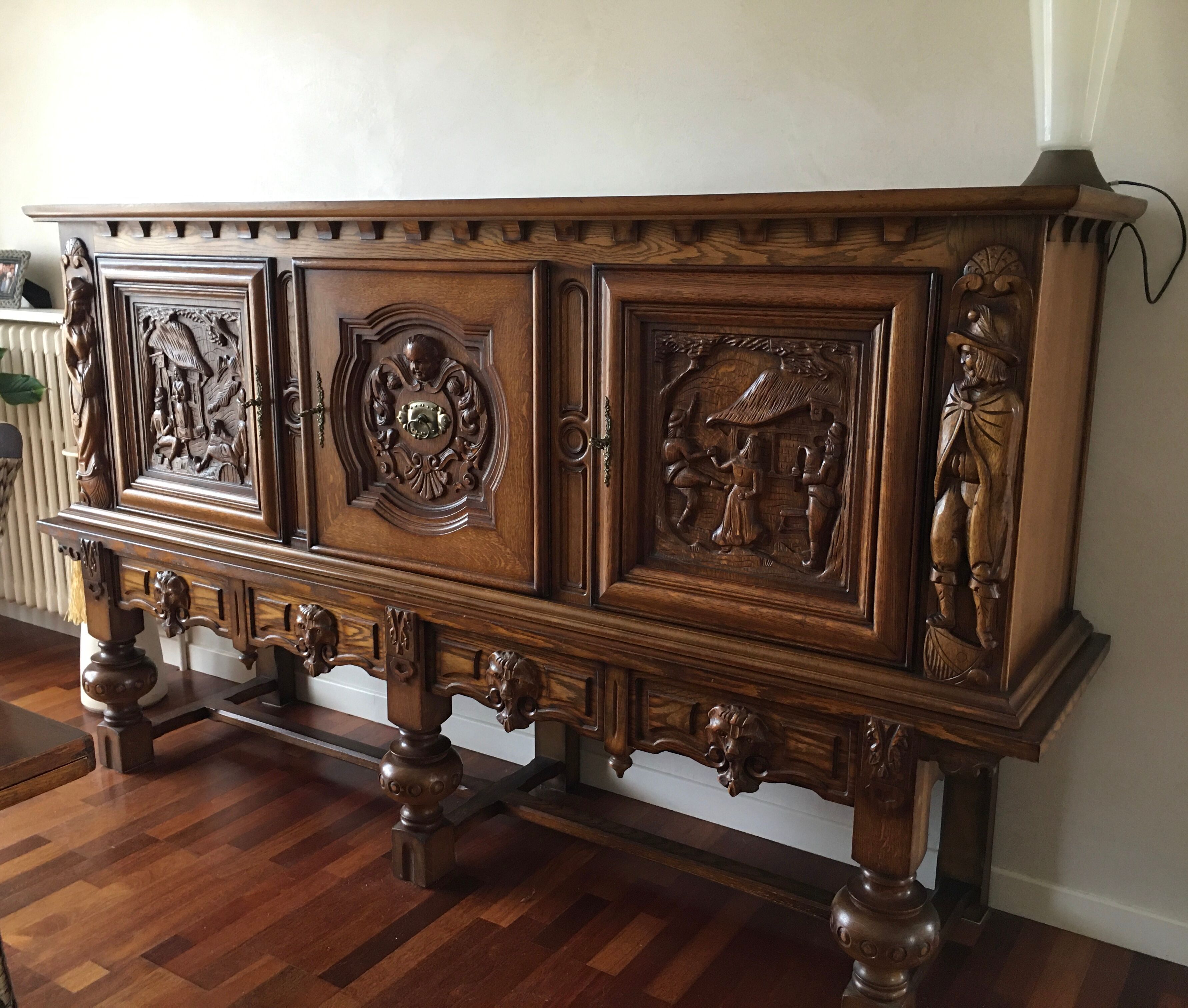 Buffet Renaissance anglaise | Selency