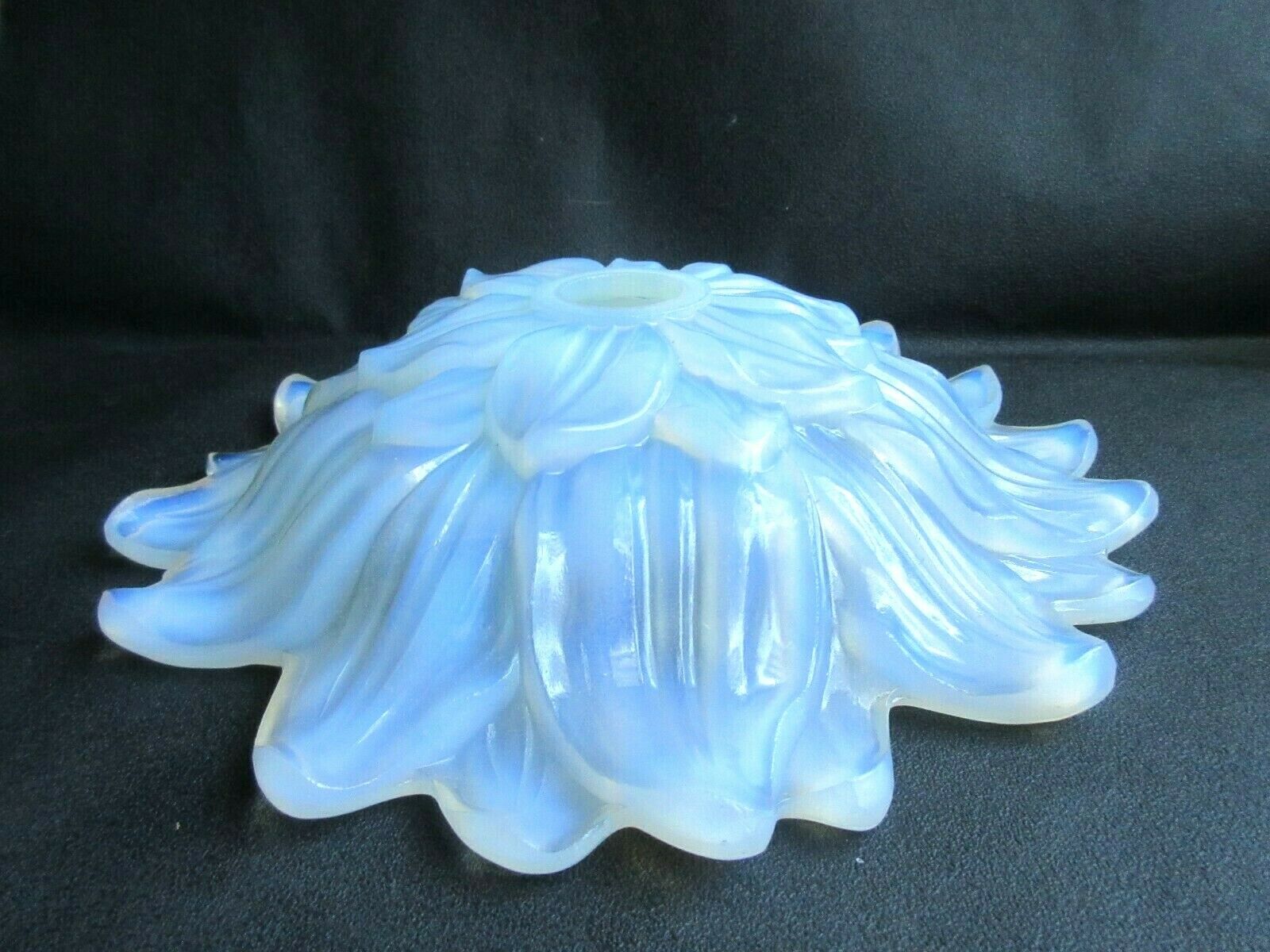 Tulipe de lampe ezan vasque verre opalescent art-déco: fleur de dahlia ...