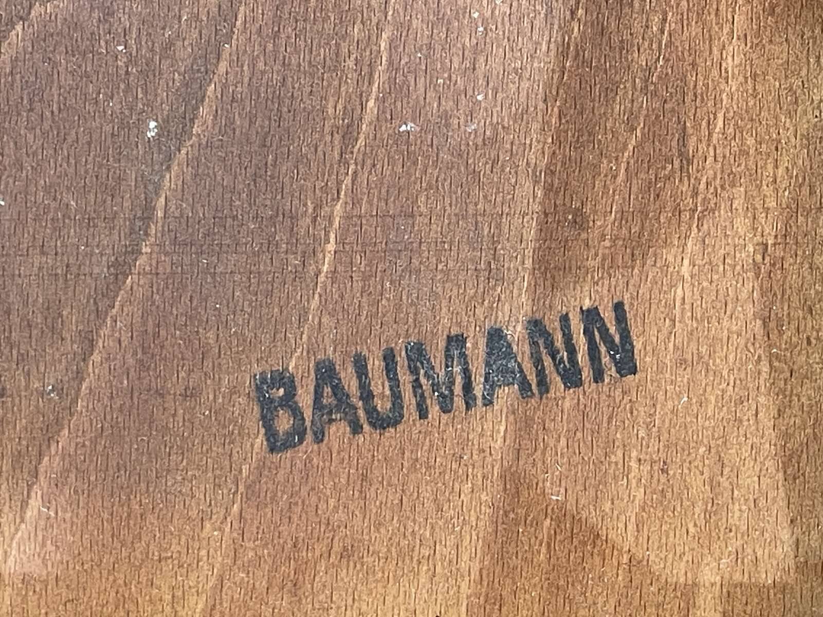 Chaise bistrot Baumann n°12 en hêtre et assise skaï, années 60 | Selency