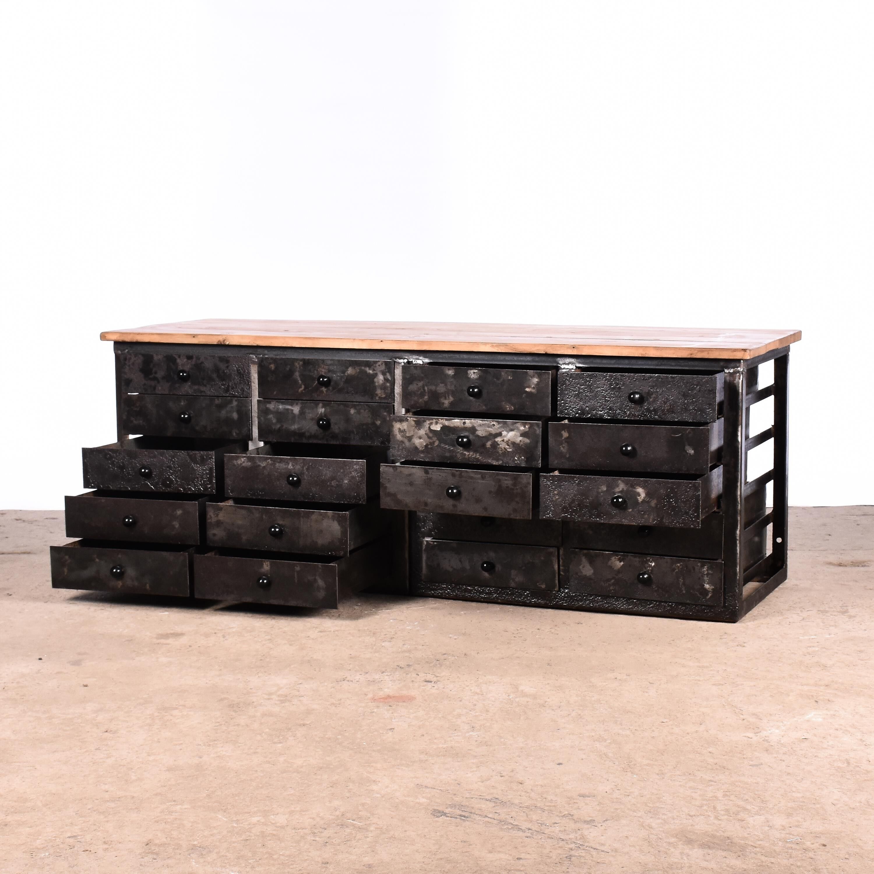 Commode industrielle | Selency