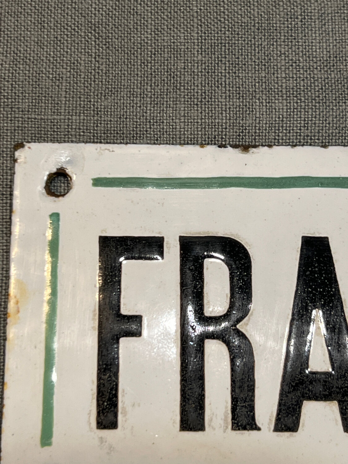 Plaque émaillée vintage vers 1930 modèle Frappez et entrez | Selency