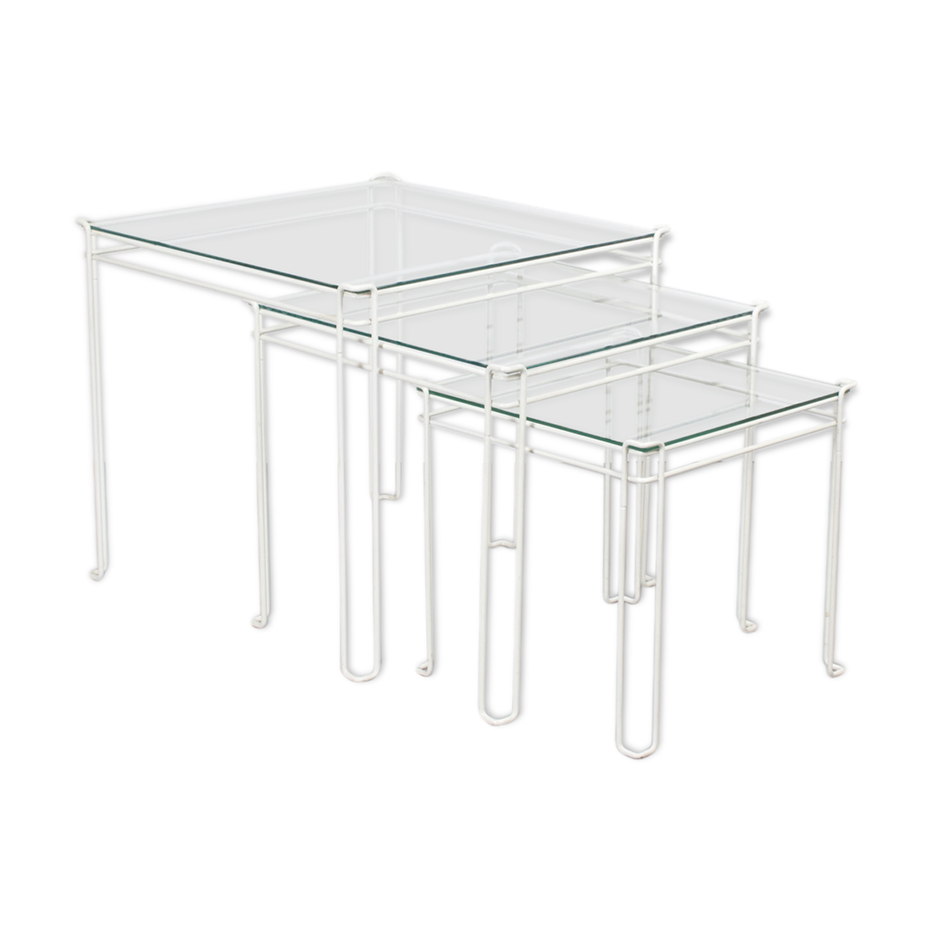 Tables gigognes françaises en métal blanc et verre isocèle pour Atrow ...