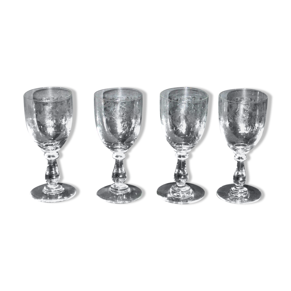 Cristal Saint-Louis ? Lot de 4 verres à pied anciens en cristal gravé à ...
