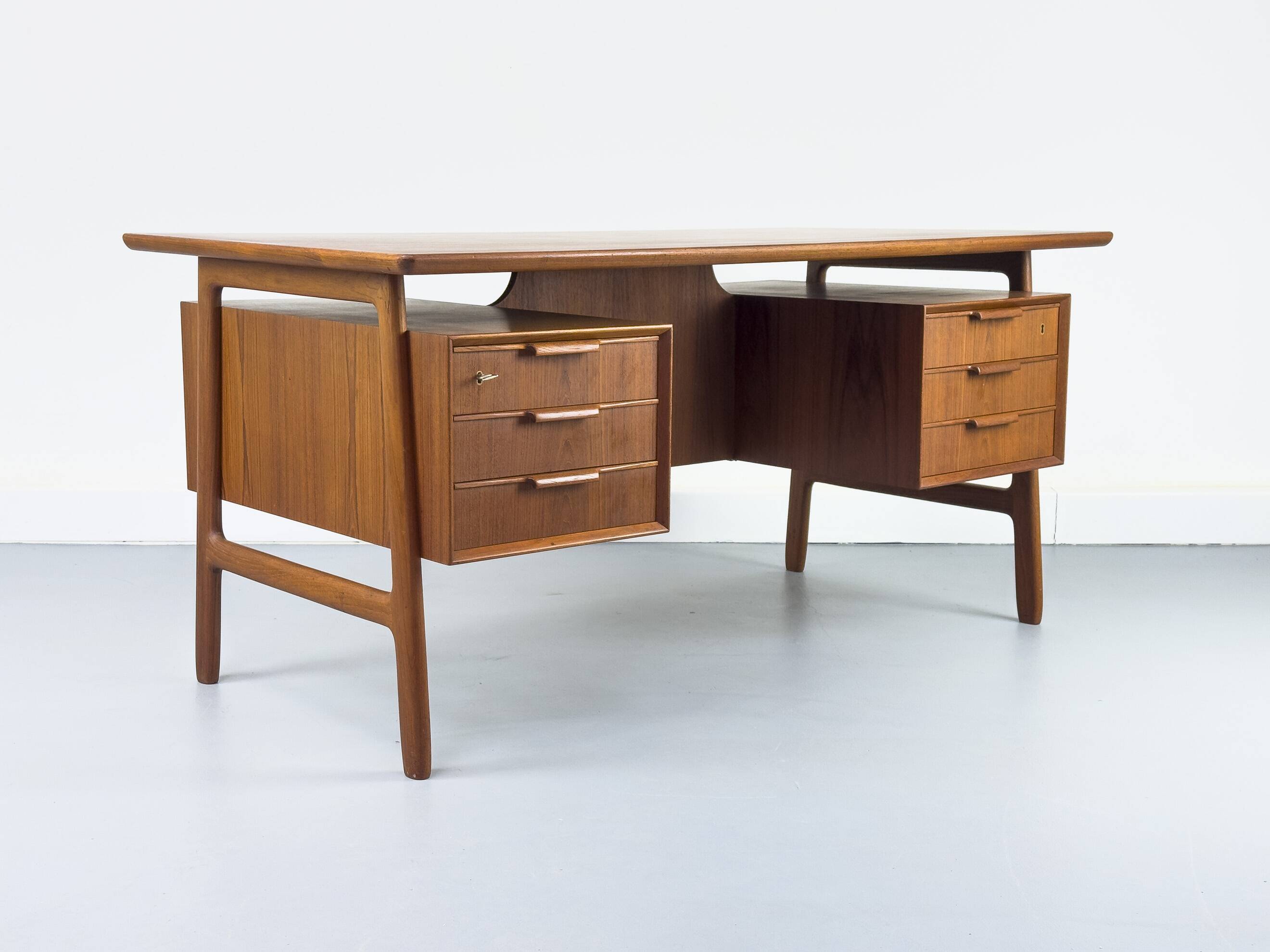 Model 75 Teak Desk from Omann Jun, 1960s | Selency