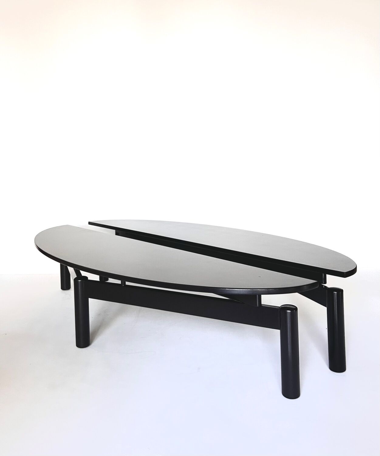 Table basse "Sinbad" de Vico Magistretti pour Cassina, 1980 | Selency