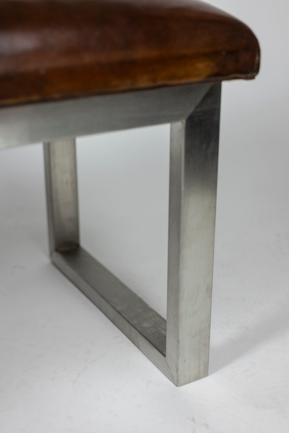 Banc en cuir et métal, années 1980 | Selency