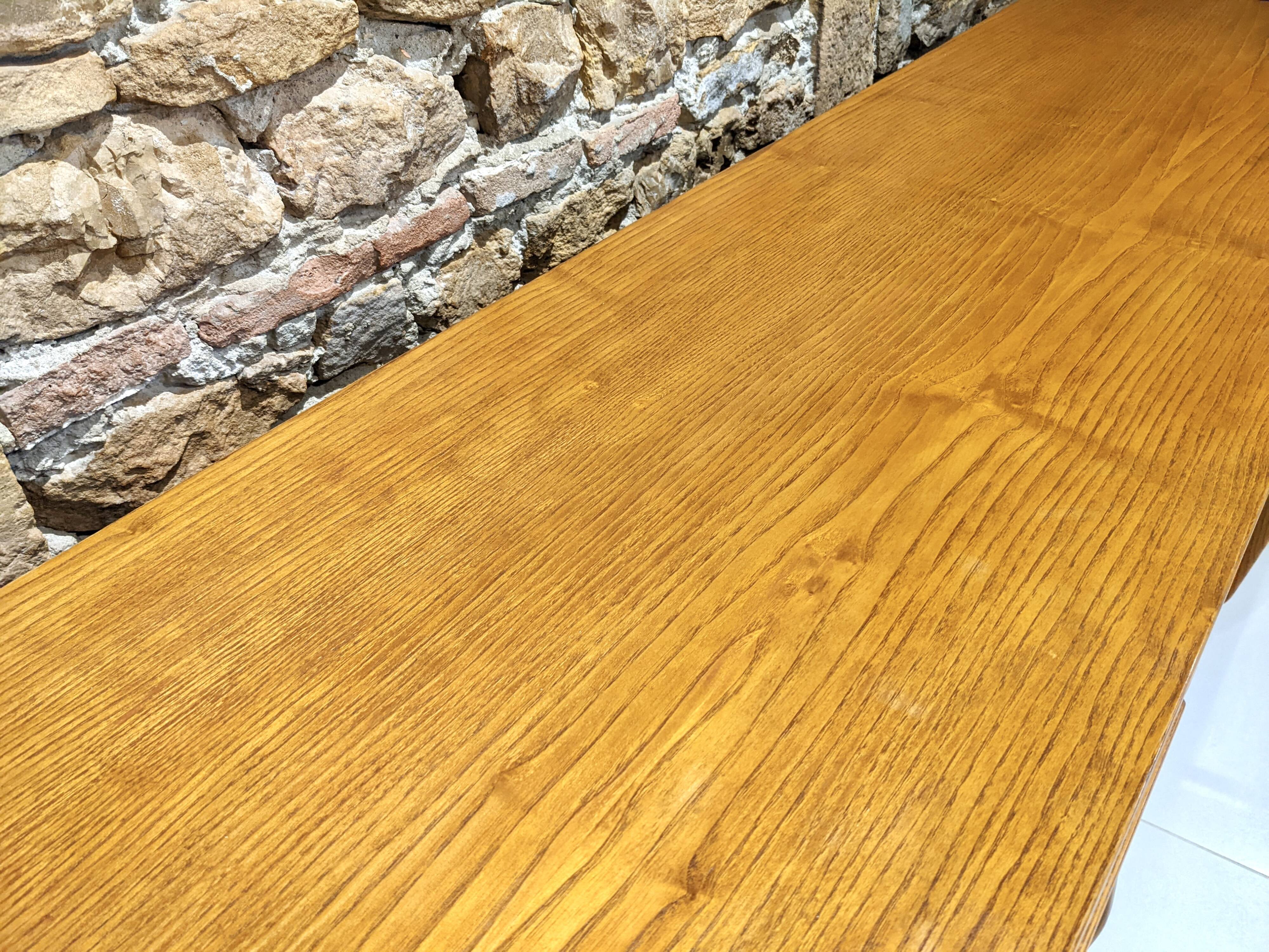 Buffet Cansado en frêne avec tiroirs par Charlotte Perriand pour Steph ...