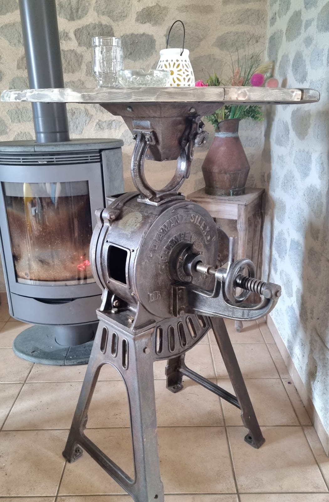 Mange debout, moulin à moudre industriel | Selency