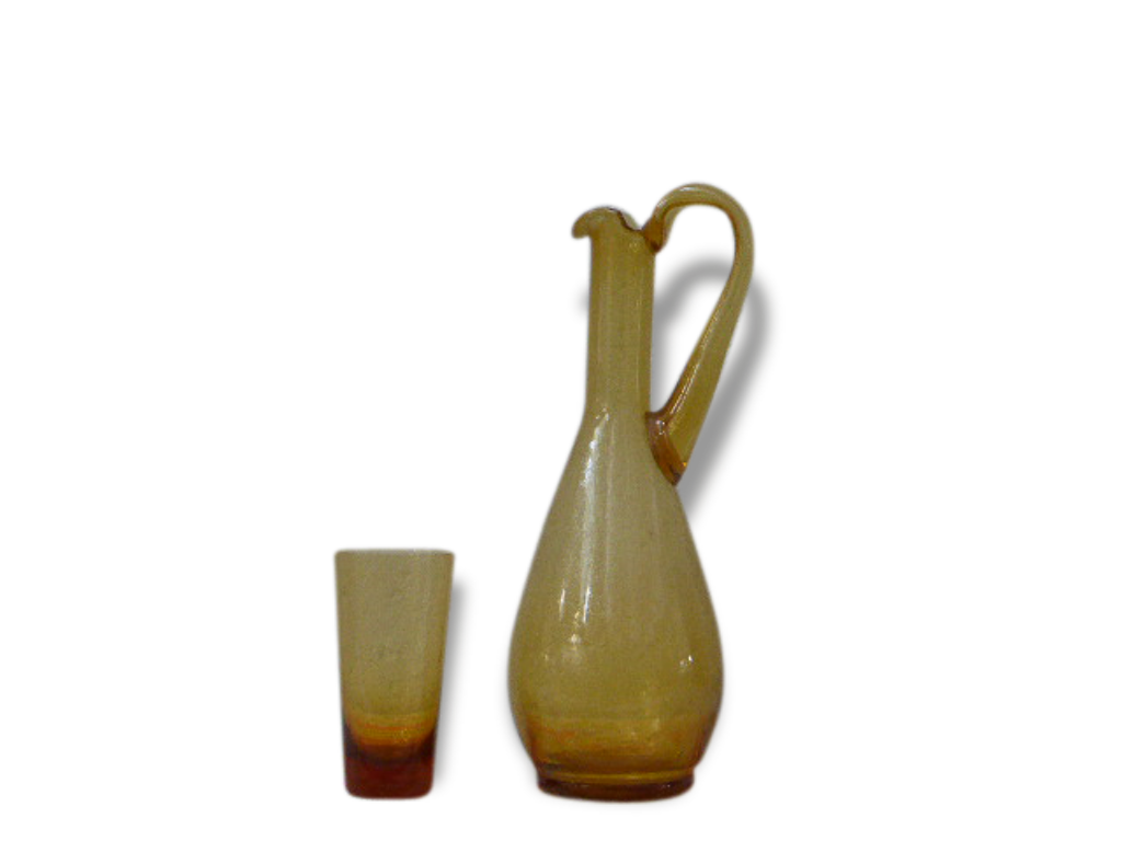 Carafe et son verre, en verre soufflé de style biot, ocre vintage 1970 ...