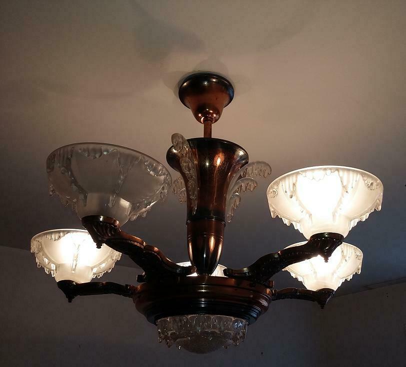 Ancien lustre art deco Ezan cuivre & verre presse moulé opalescent 1930 ...