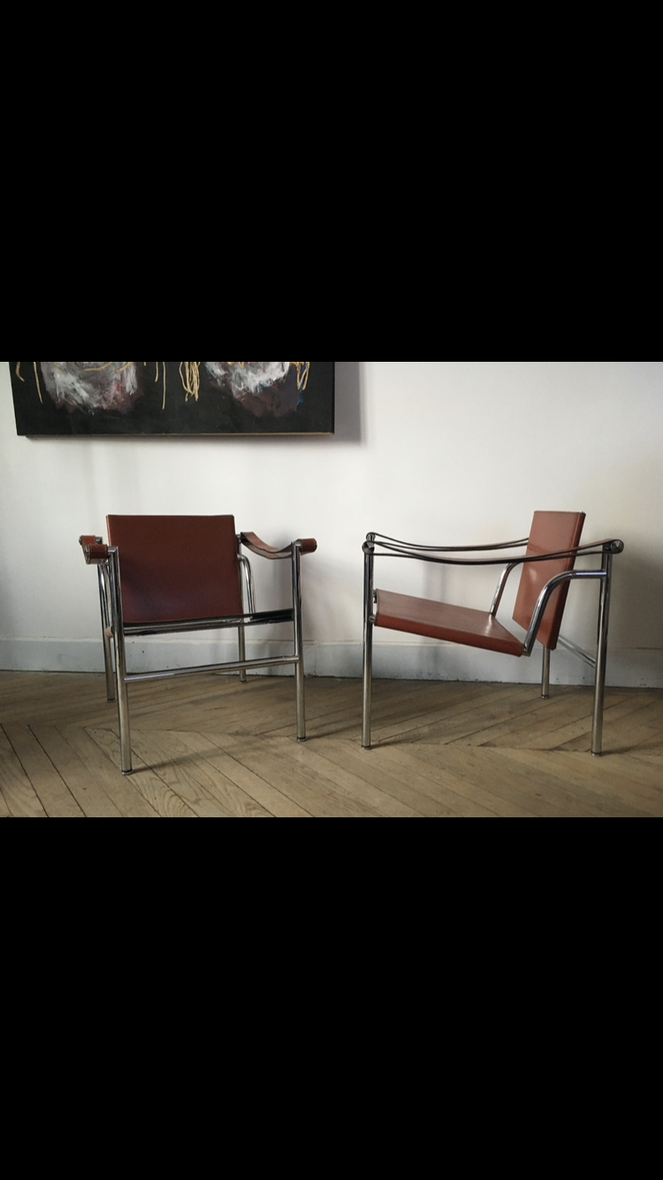 2 fauteuils LC1 design Le Corbusier pour Cassina | Selency
