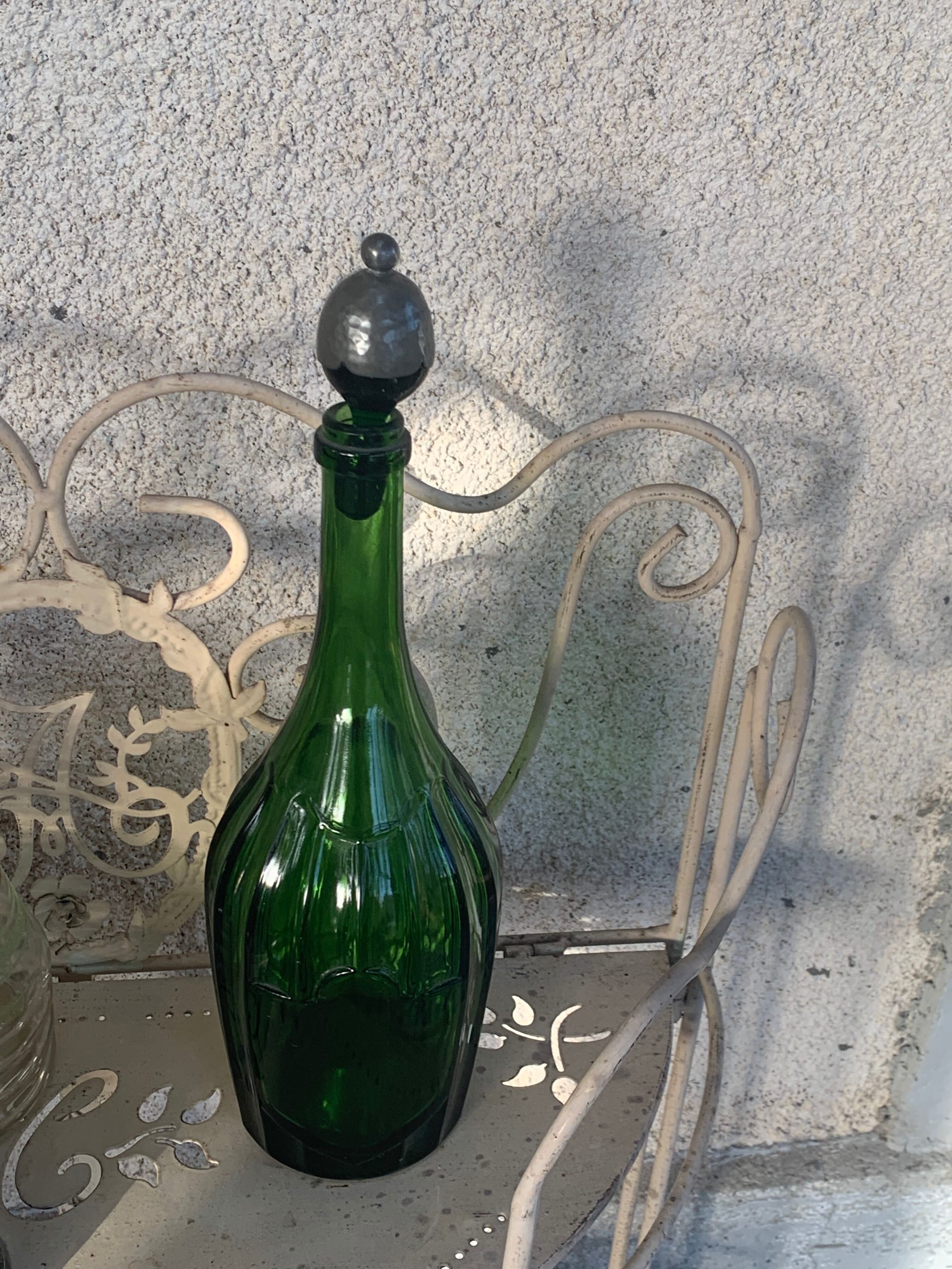 Bouteille en verre verte bouchon vert et étain ancienne | Selency