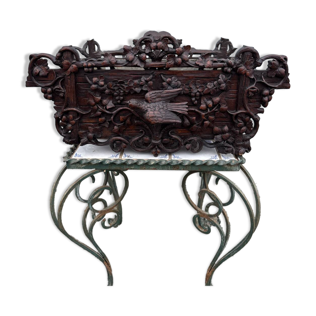 Jardinière ancienne forêt-noire en bois sculpté – oiseau & feuillages ...