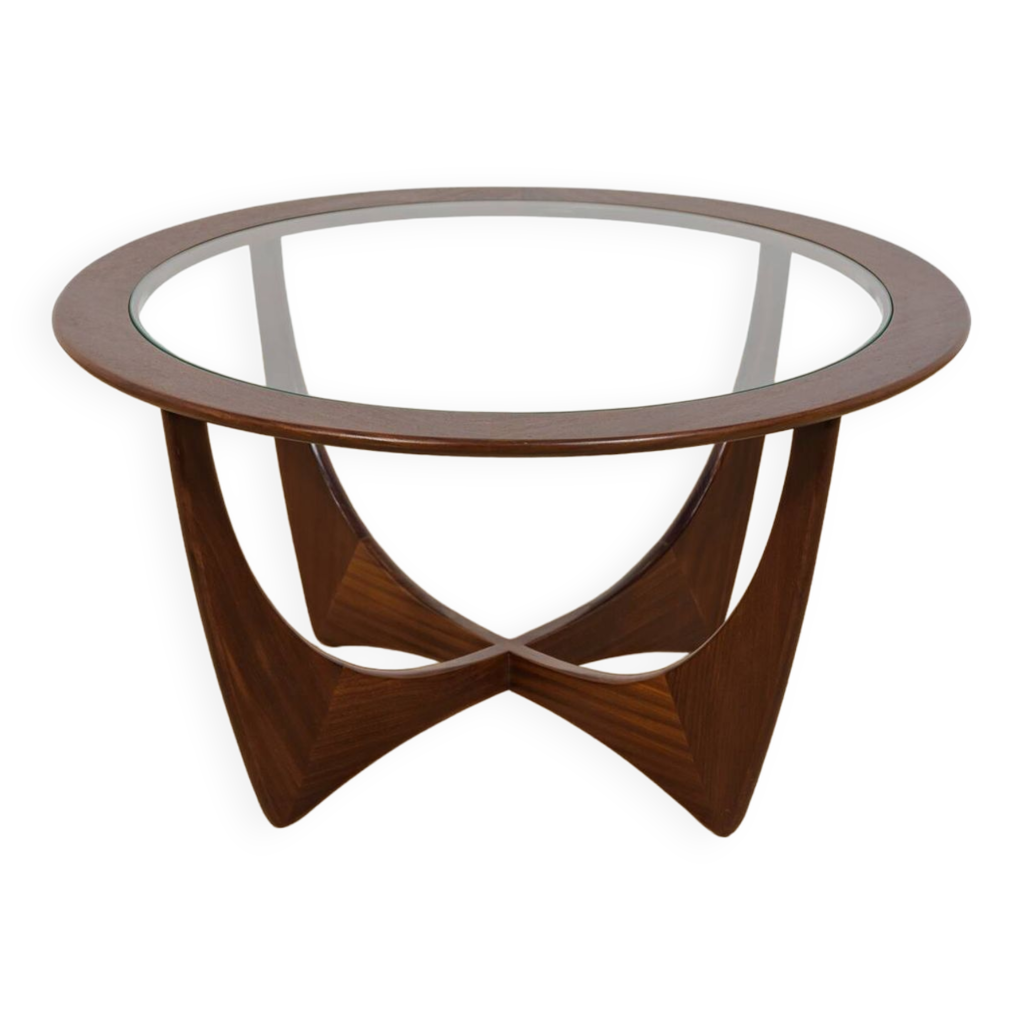 Table Basse Astro Ronde en Teck par Victor Wilkins pour G-Plan, 1960s ...
