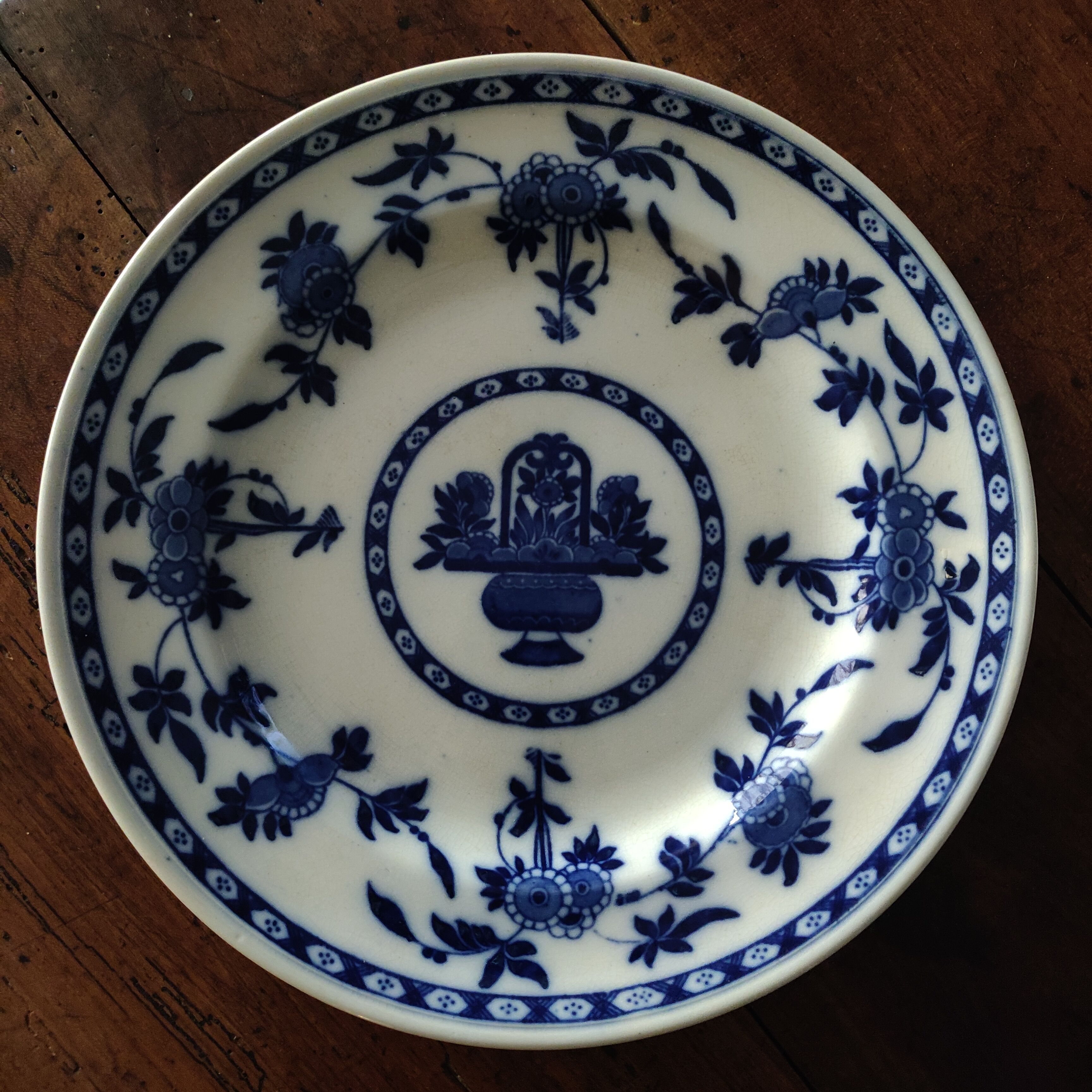 Douze assiettes en faience anglaise de Minton "Delft" années 1900 | Selency