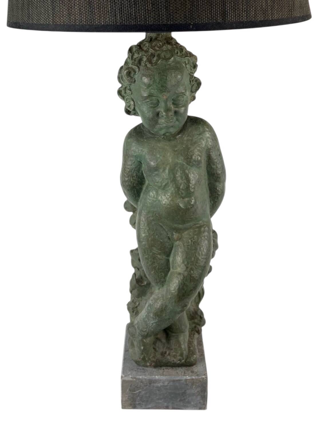 Lampe de table de Robert Mermet représentant un garçon/putto debout ...