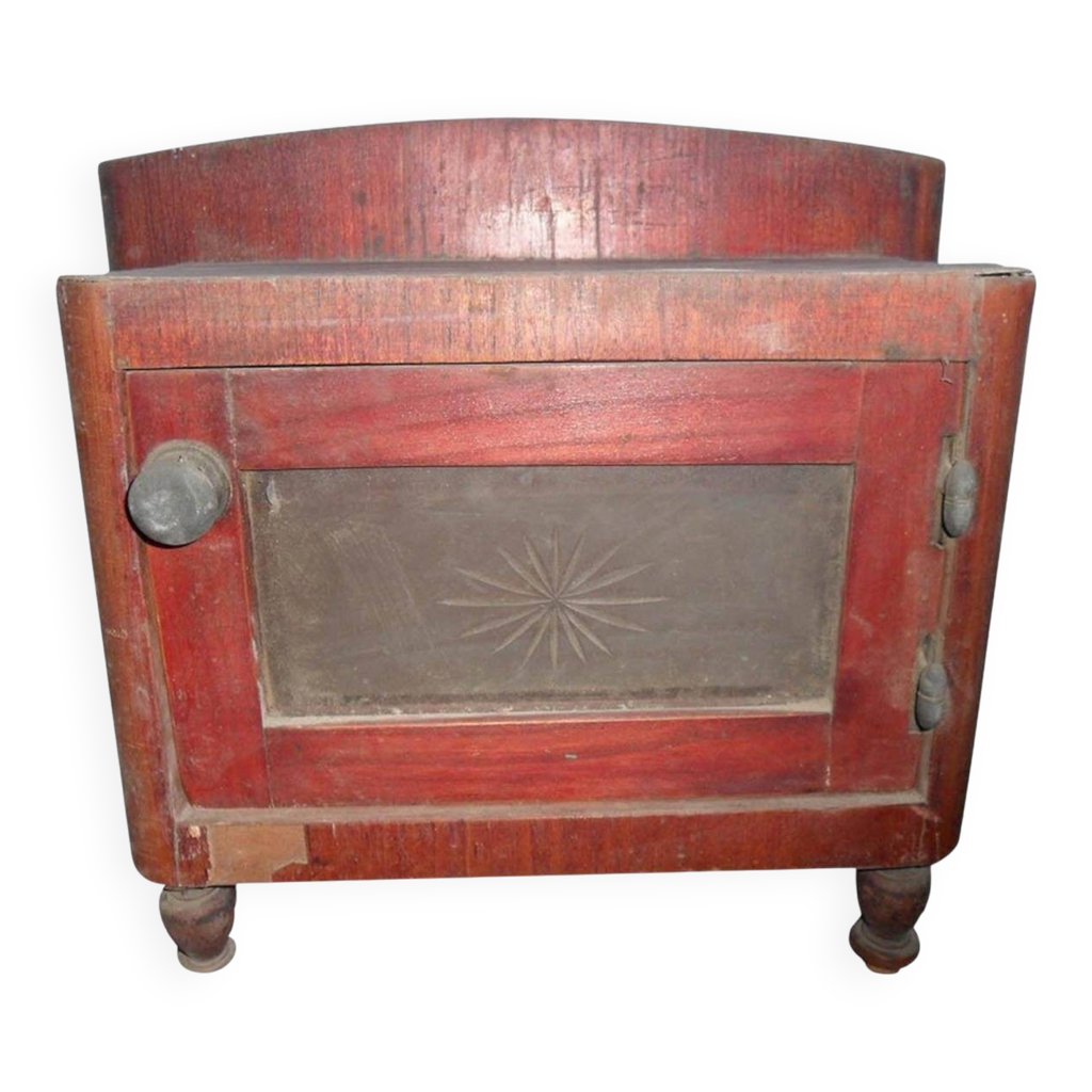 Petit cabinet antique hongrois en bois peint rouge et verre gravé ...