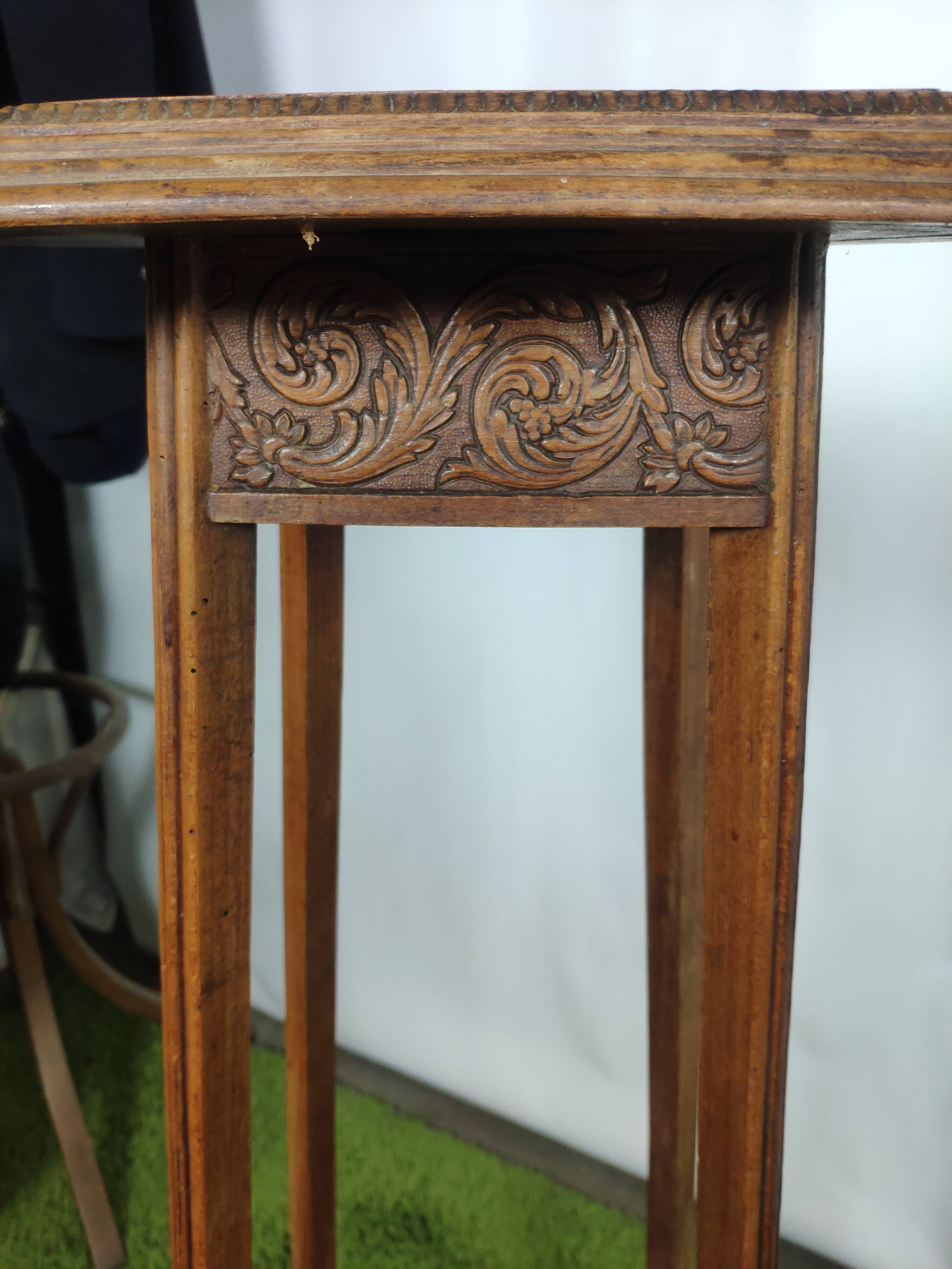 Sellette en bois et marbre | Selency