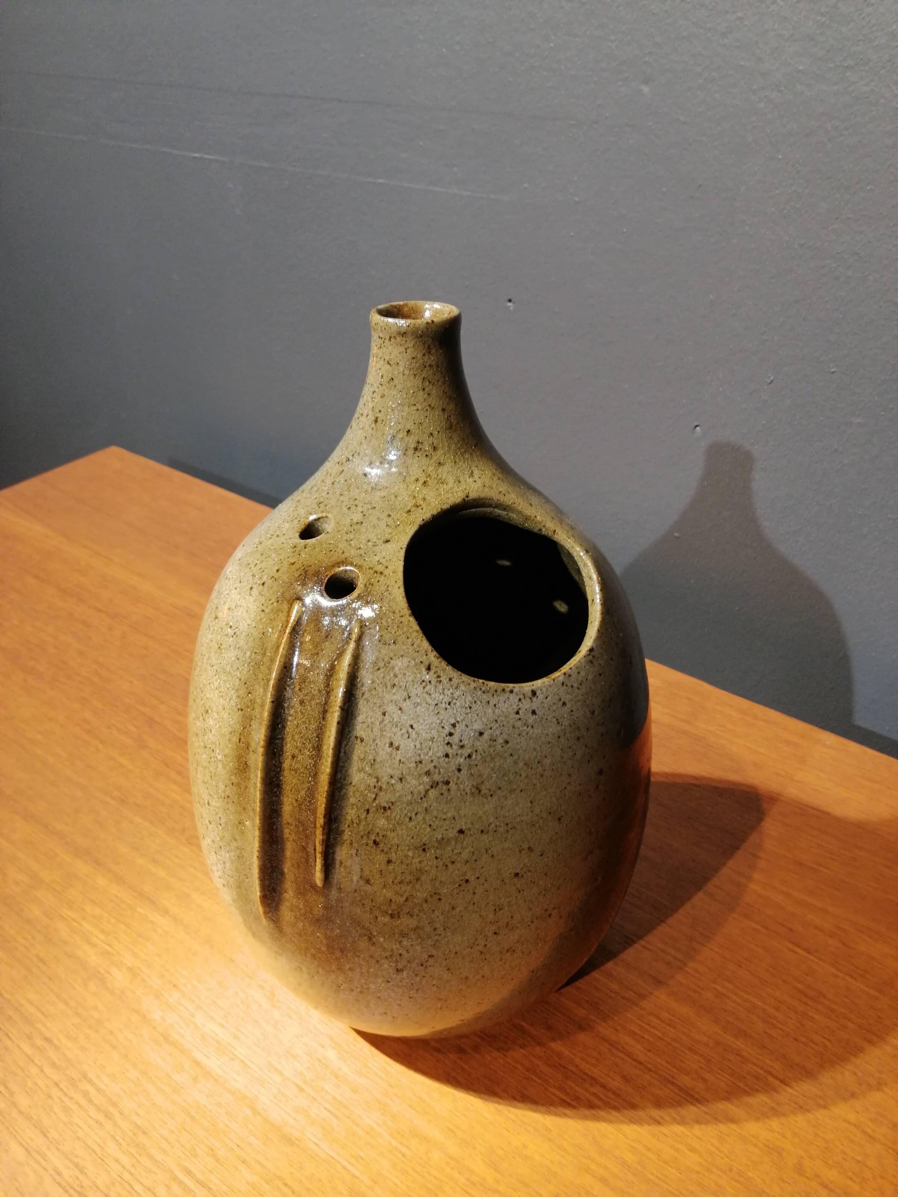 Vase en grés émaillé signé Les Cyclades Anduze de Roland Zobel | Selency
