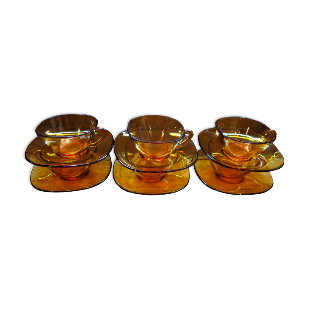 6 Tasses à Café Et 6 Sous Tasses En Verre Ambré Jaune De Chez Vereco En