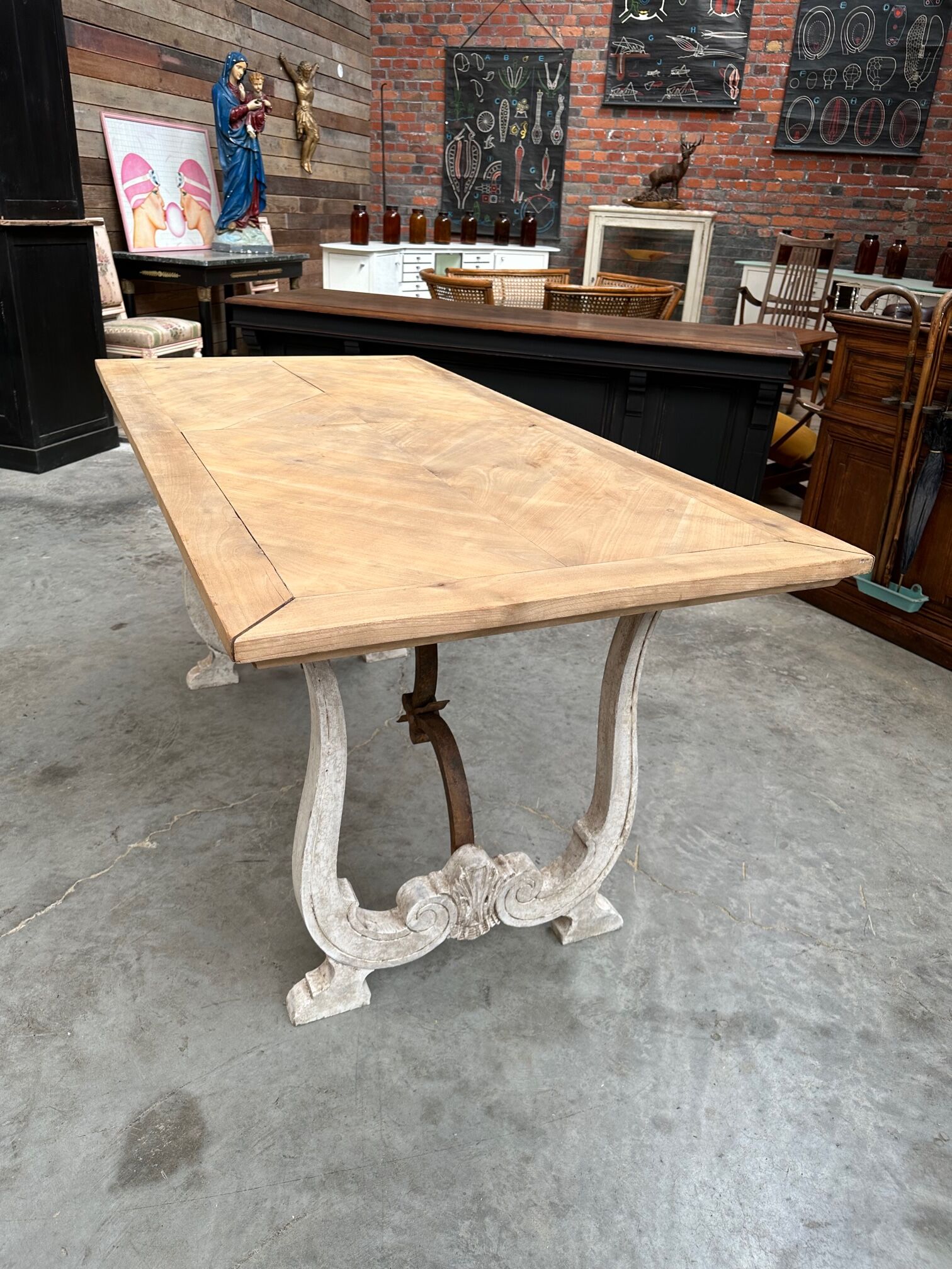 Table de type espagnol | Selency