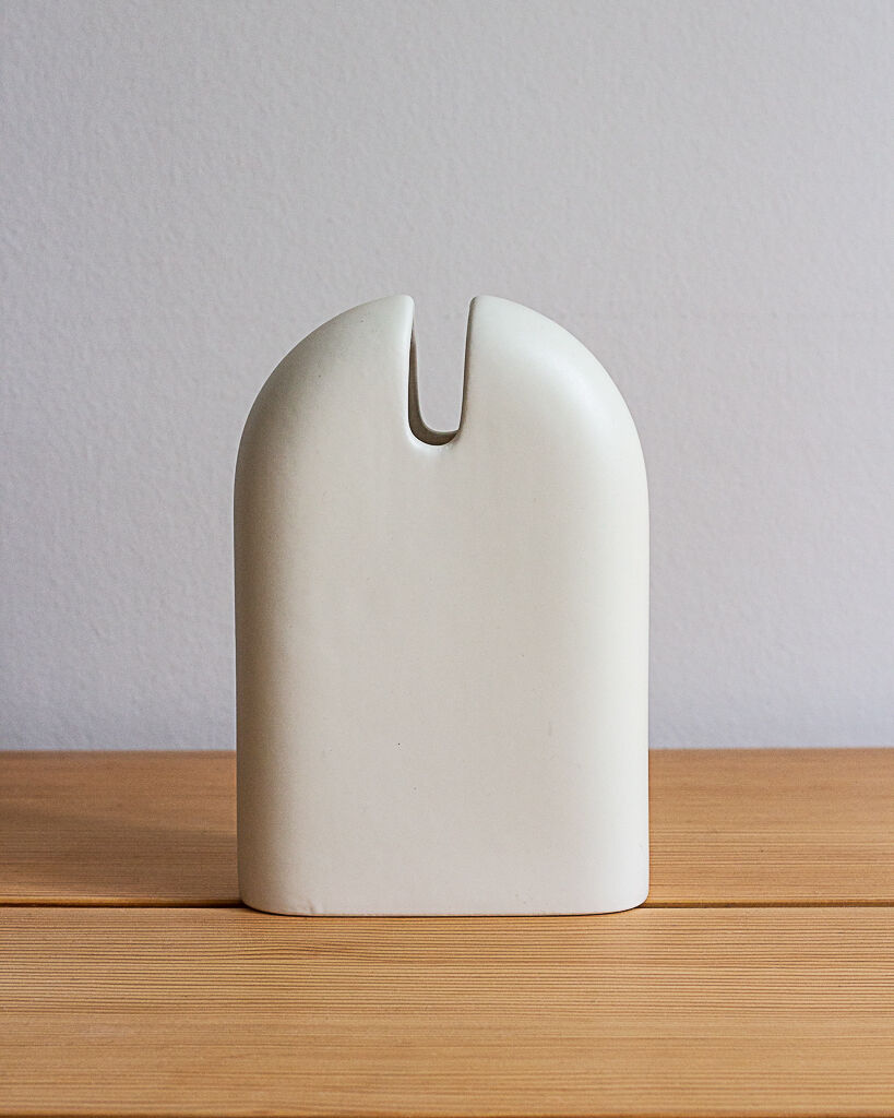 Vase de couleur blanc crème en céramique, Angelo Spagnolo x Sicart, Années 1970/1980 | Selency