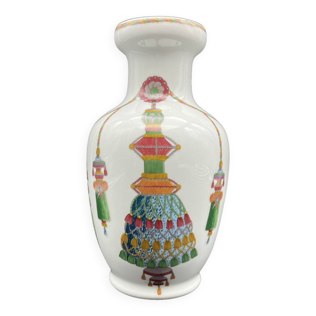 Vase en porcelaine de Paris. Décor Pierre Fray Tissu Café Royale. | Selency