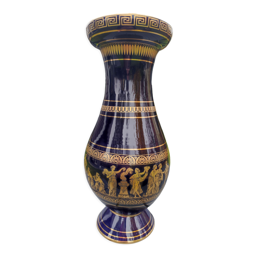 Greek vase in glazed ceramic. Life scenes from Greek mythology gold ...