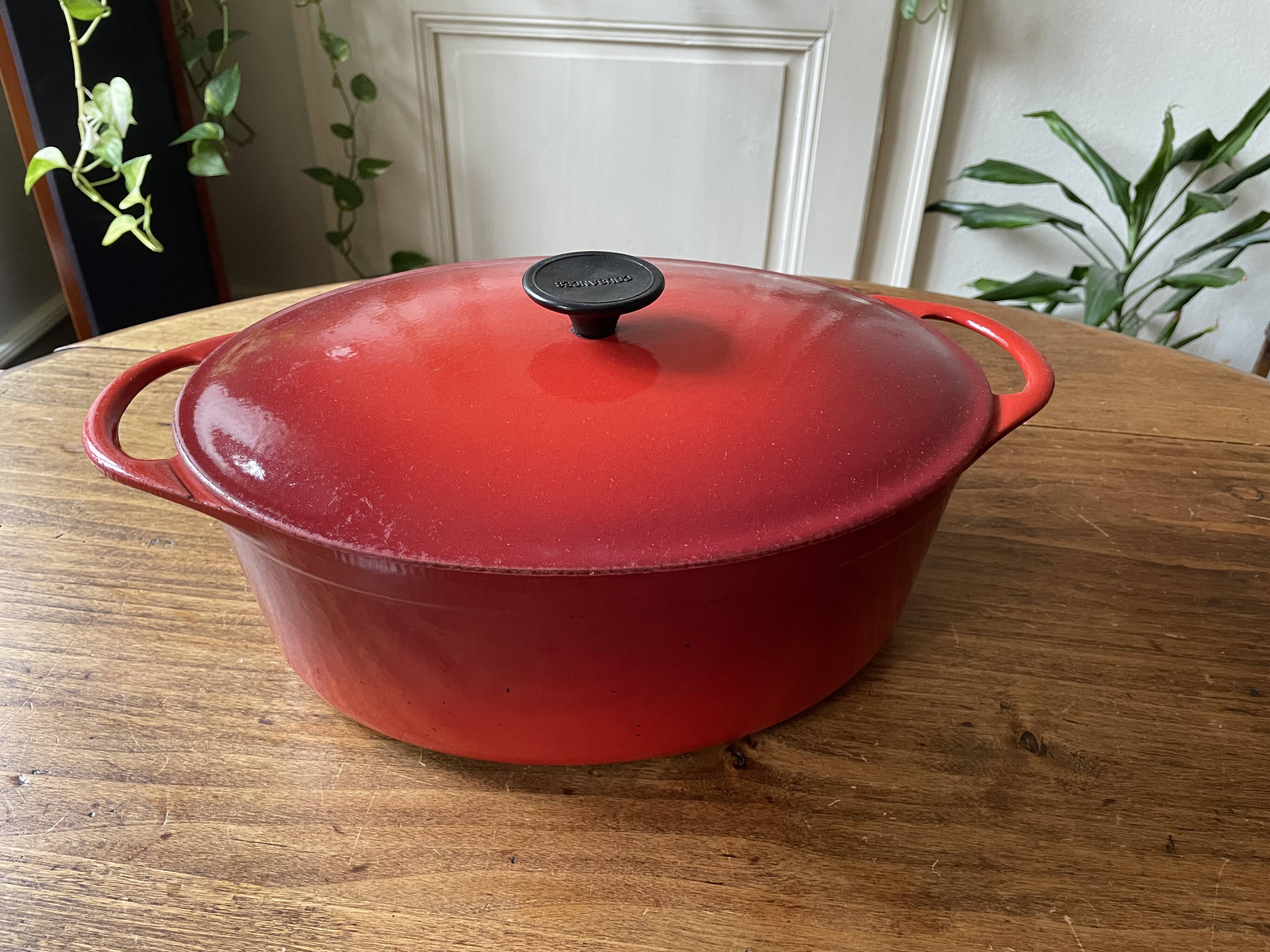 Ancienne cocotte, faitout Cousance, en fonte émaillée | Selency