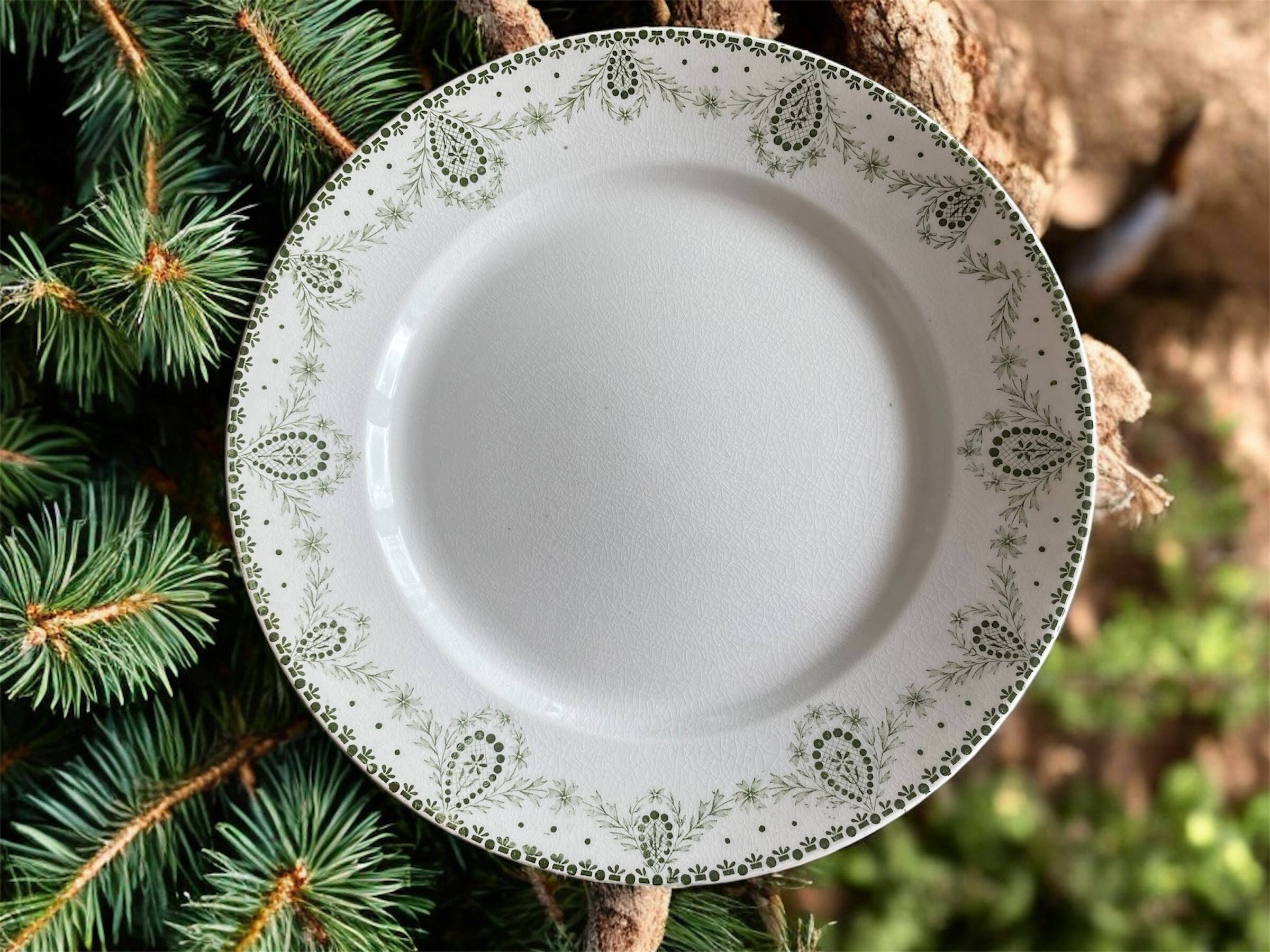 Plat de service ancien en faïence de Creil & Montereau | Selency