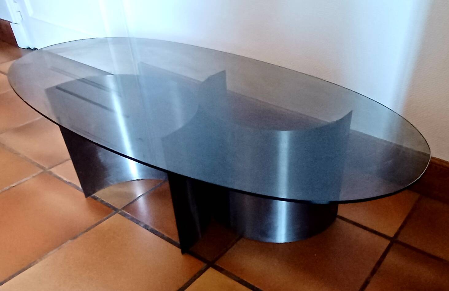 Table basse, acier brossé & verre circa 1970 | Selency