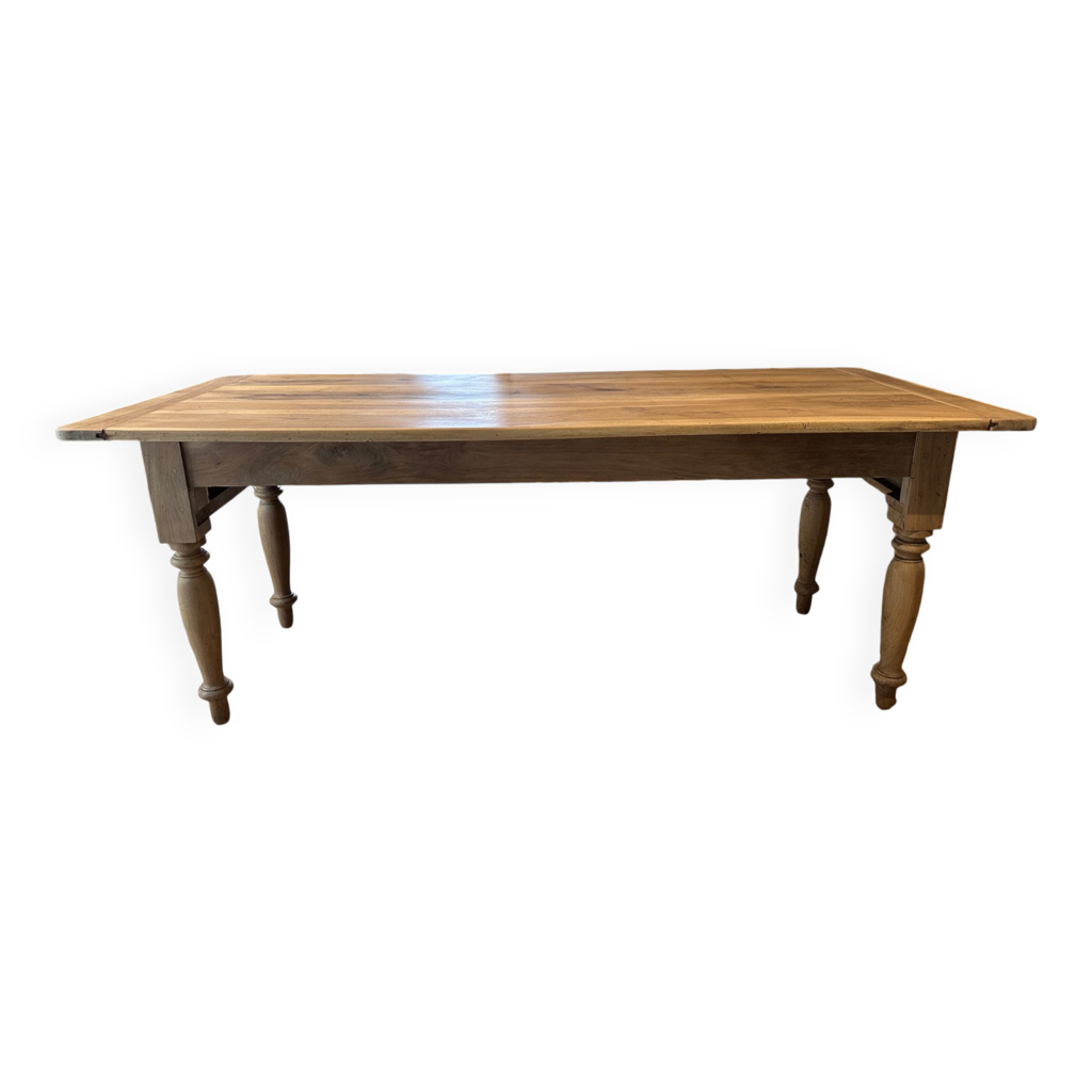 Long farm table store