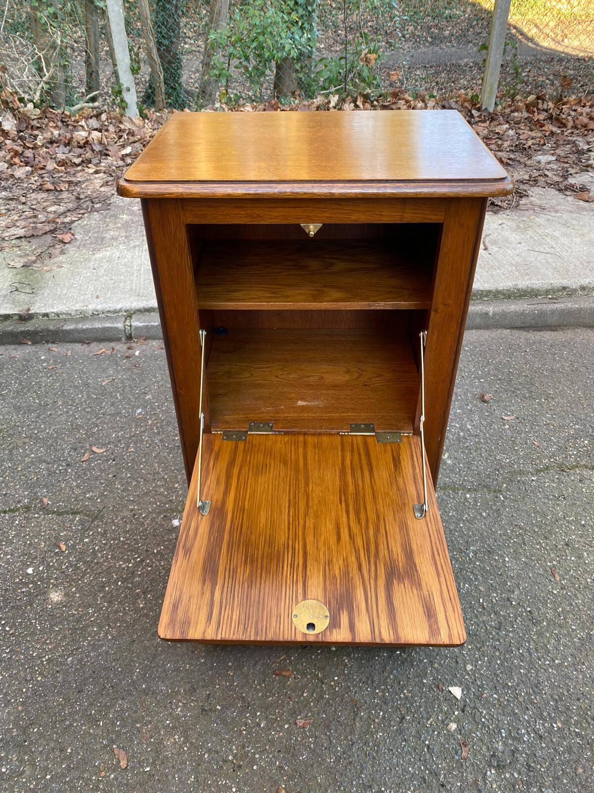 Commode confiturier en chêne massif Louis XIV du 20ème 50x36cm | Selency