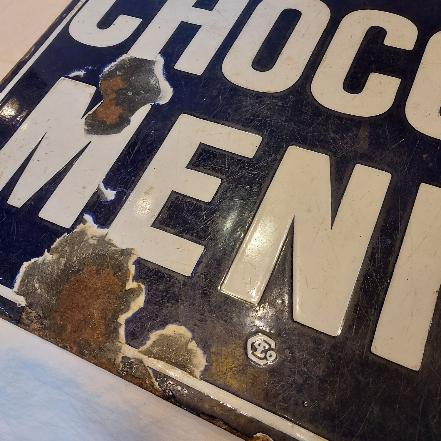 Plaque émaillée double-face ancienne Menier Chocolat | Selency