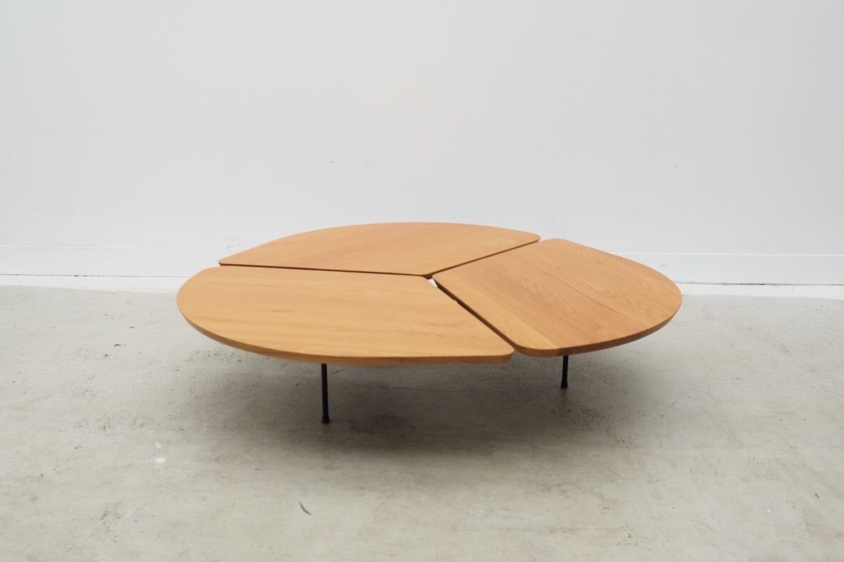 Table « Miss Trèfle » de AT Once pour Airborne en chêne massif, 2015 ...