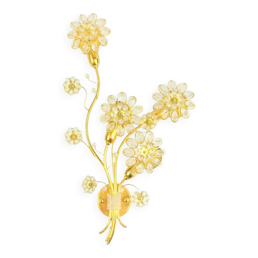 Applique murale en forme de fleur, grand modèle, en laiton doré et cristal, de Palwa, années ...