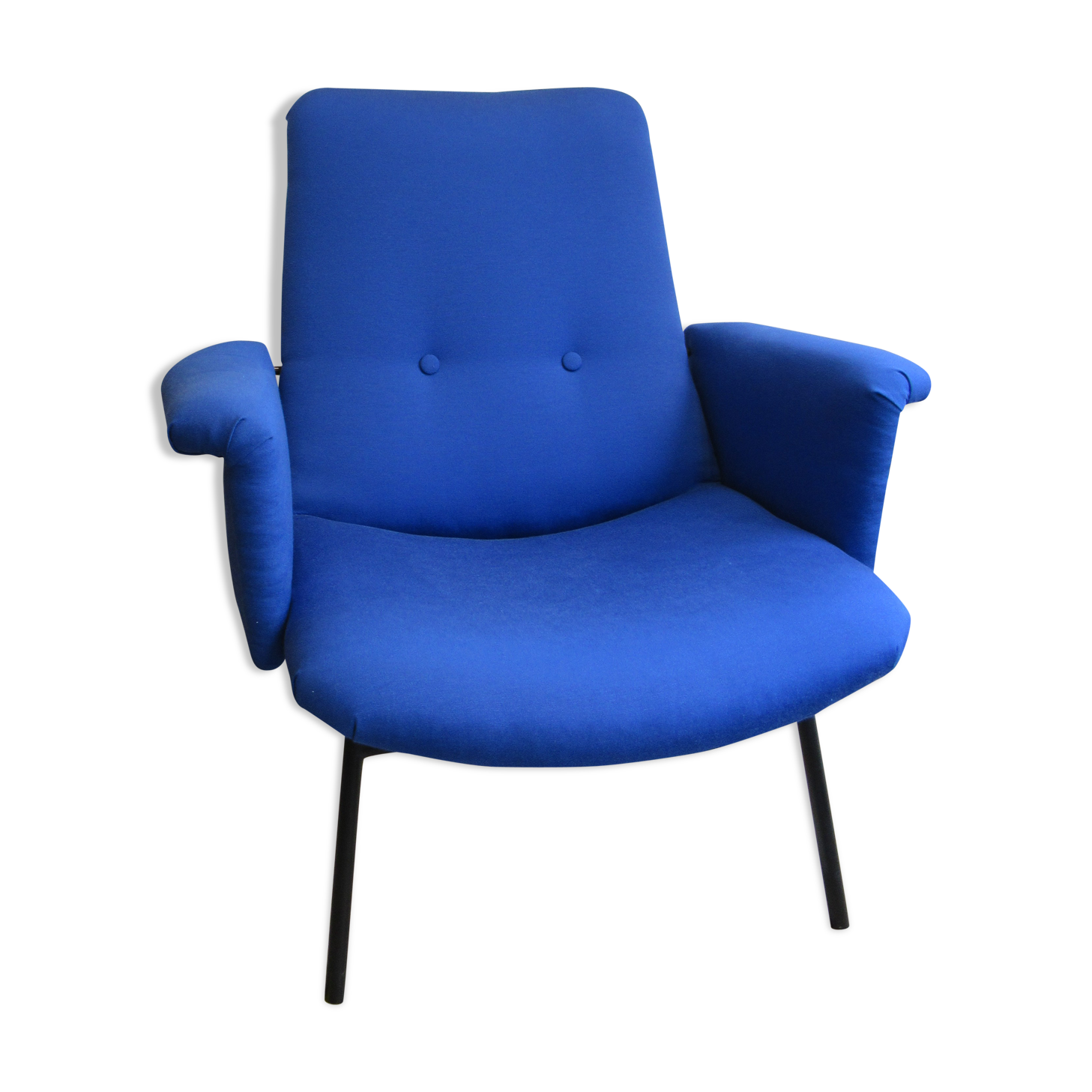 Fauteuil bleu nuit, SK660, par Pierre Guariche. | Selency