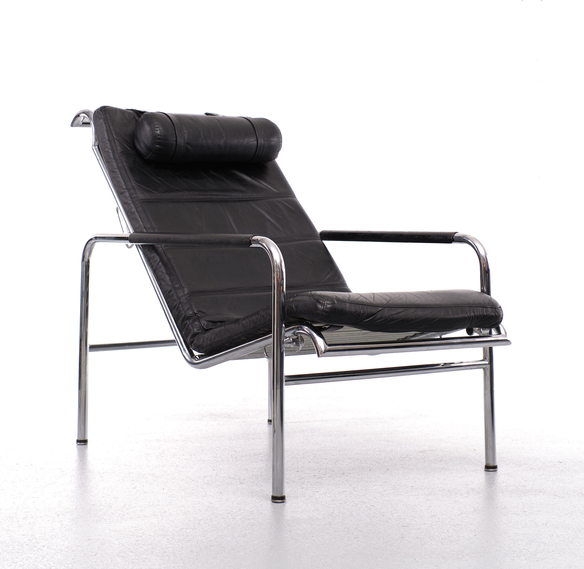 Genni long chair design Gabriele Mucchi, Zanotta | Selency