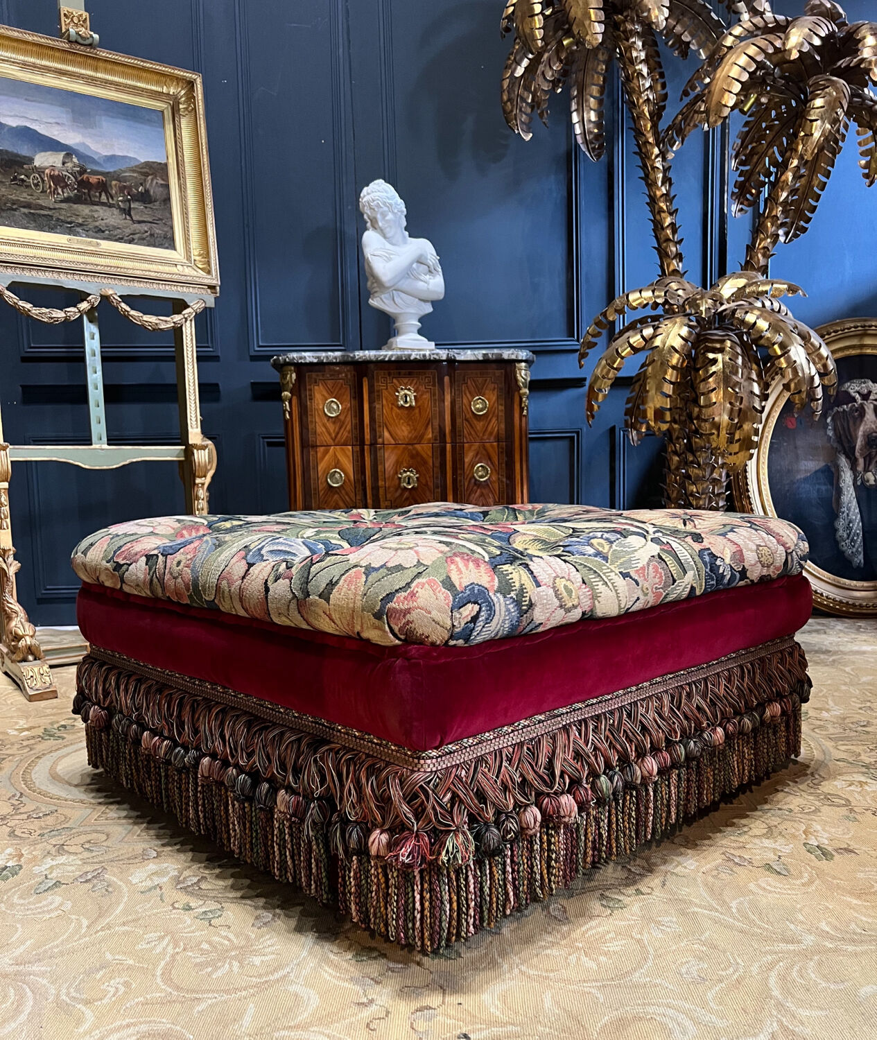 Pouf formant table basse de style Napoléon III | Selency