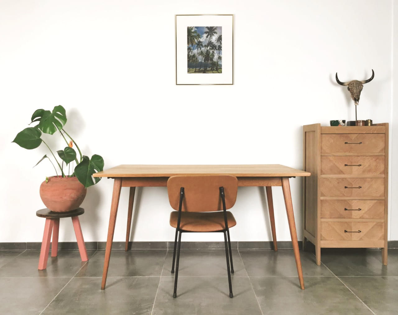 Scandinavian oak table, compass legs & extensions | Selency