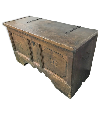 Coffre rustique en bois massif | Selency