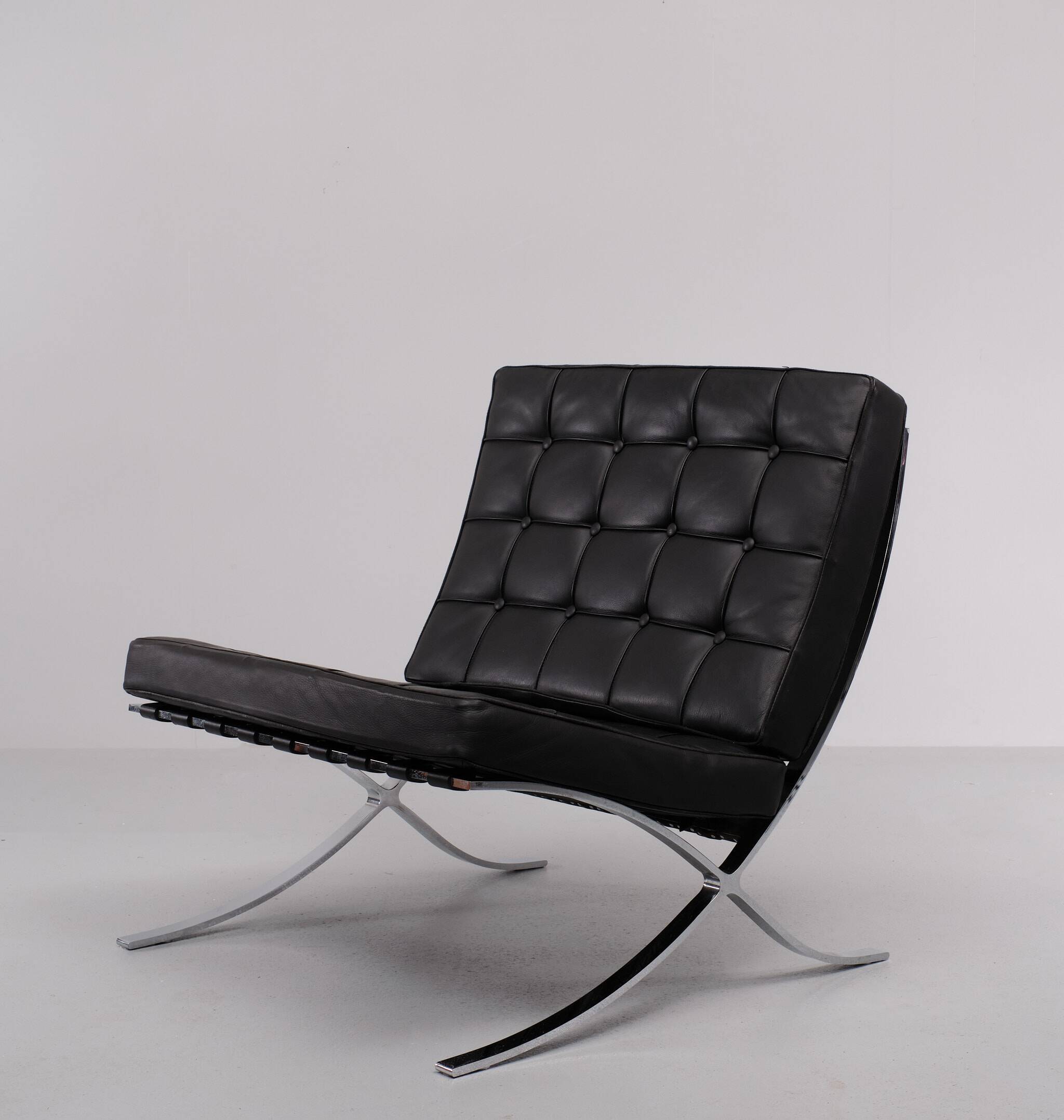 Chaise Alivar Barcelone Ludwig Mies van der Rohe années 1990 | Selency