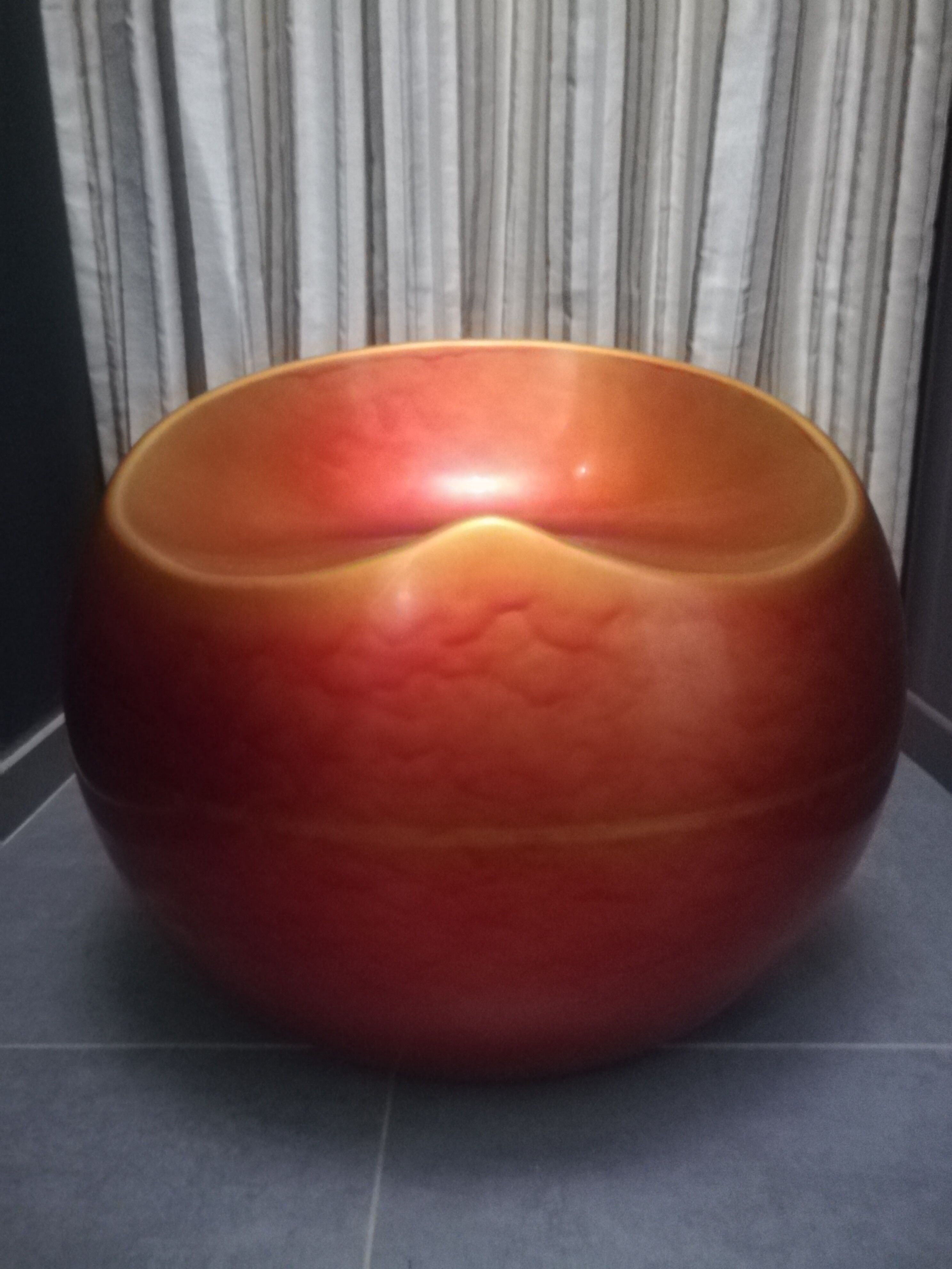 Fauteuil boule Finn Stone en ABS | Selency