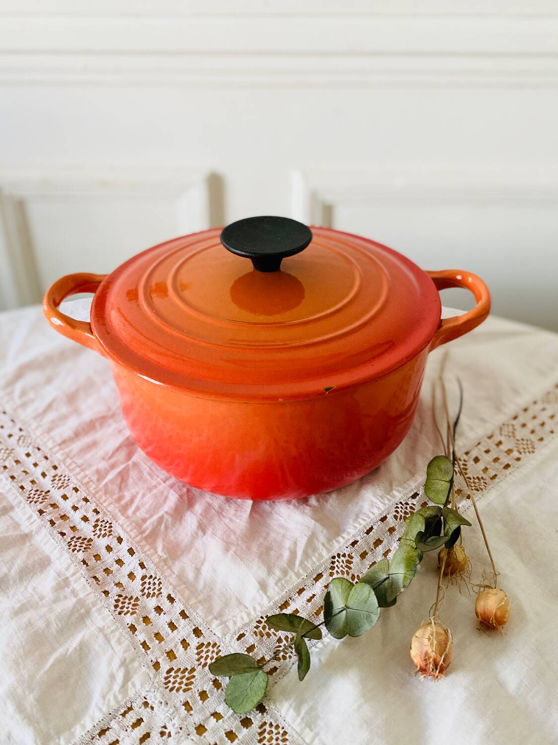 Cocotte faitout Le Creuset en fonte émaillée ronde orange 21cm 2 L ...