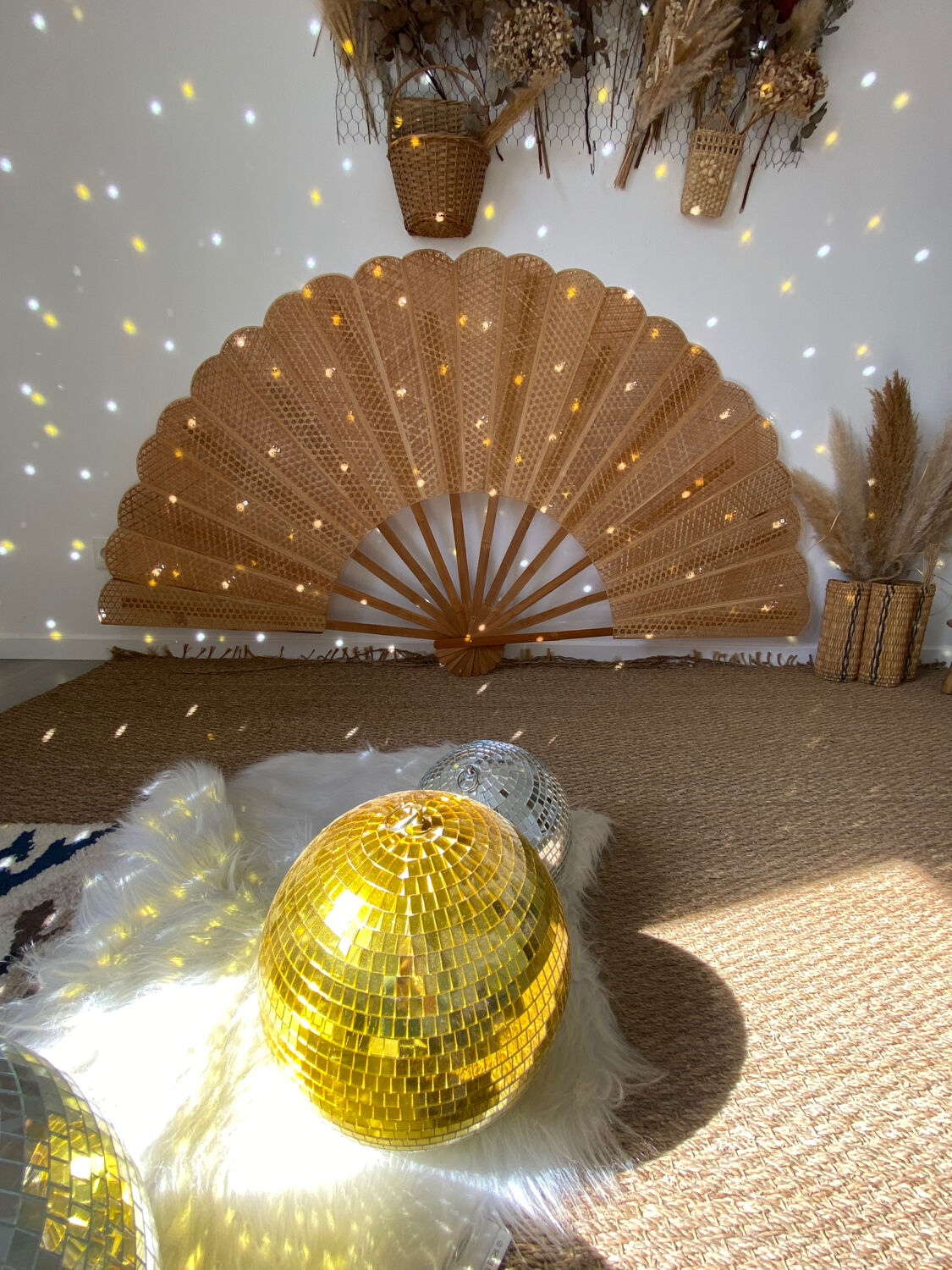 Éventail géant en rotin | Selency