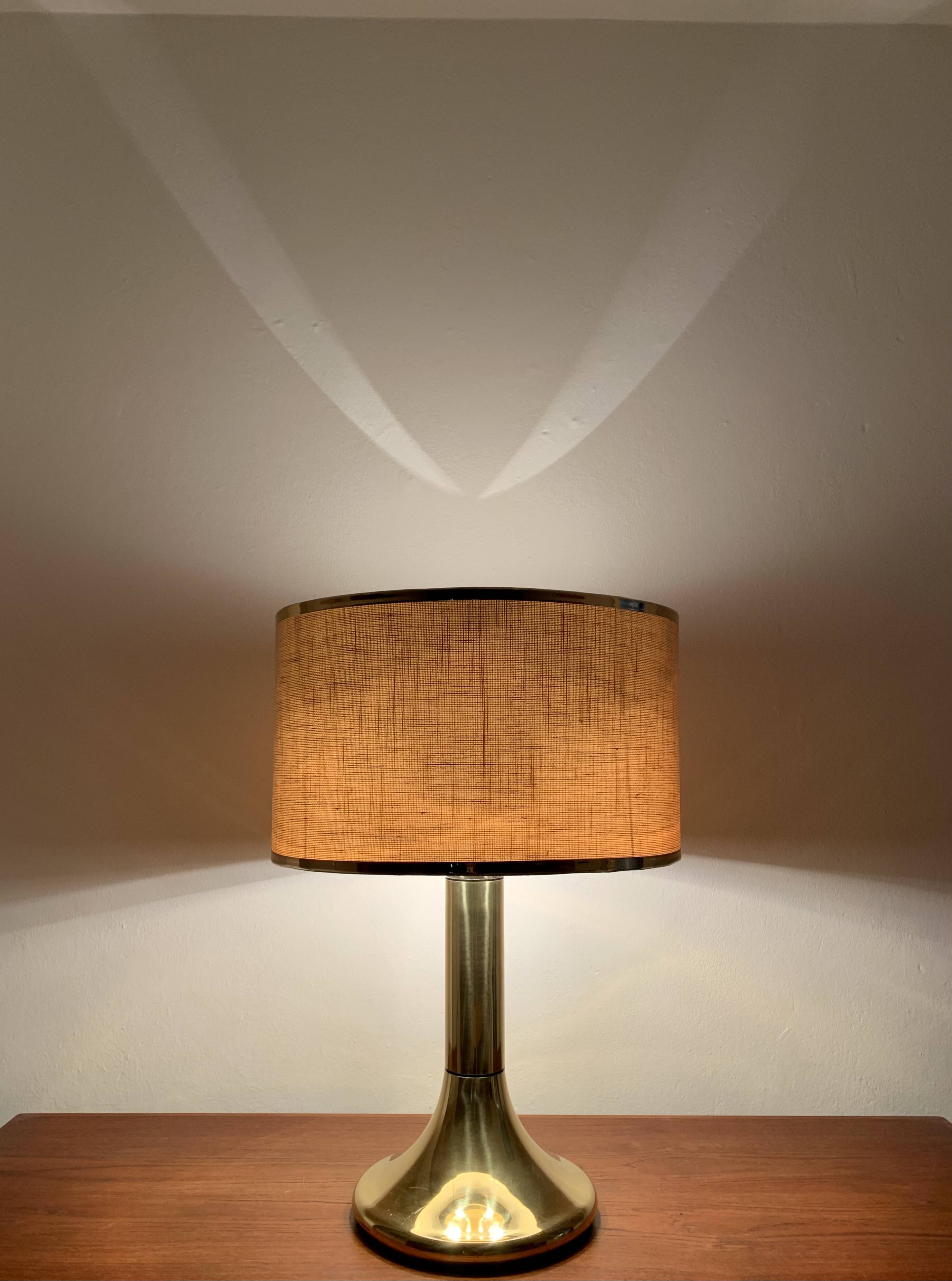 Grande lampe de table en laiton | Selency