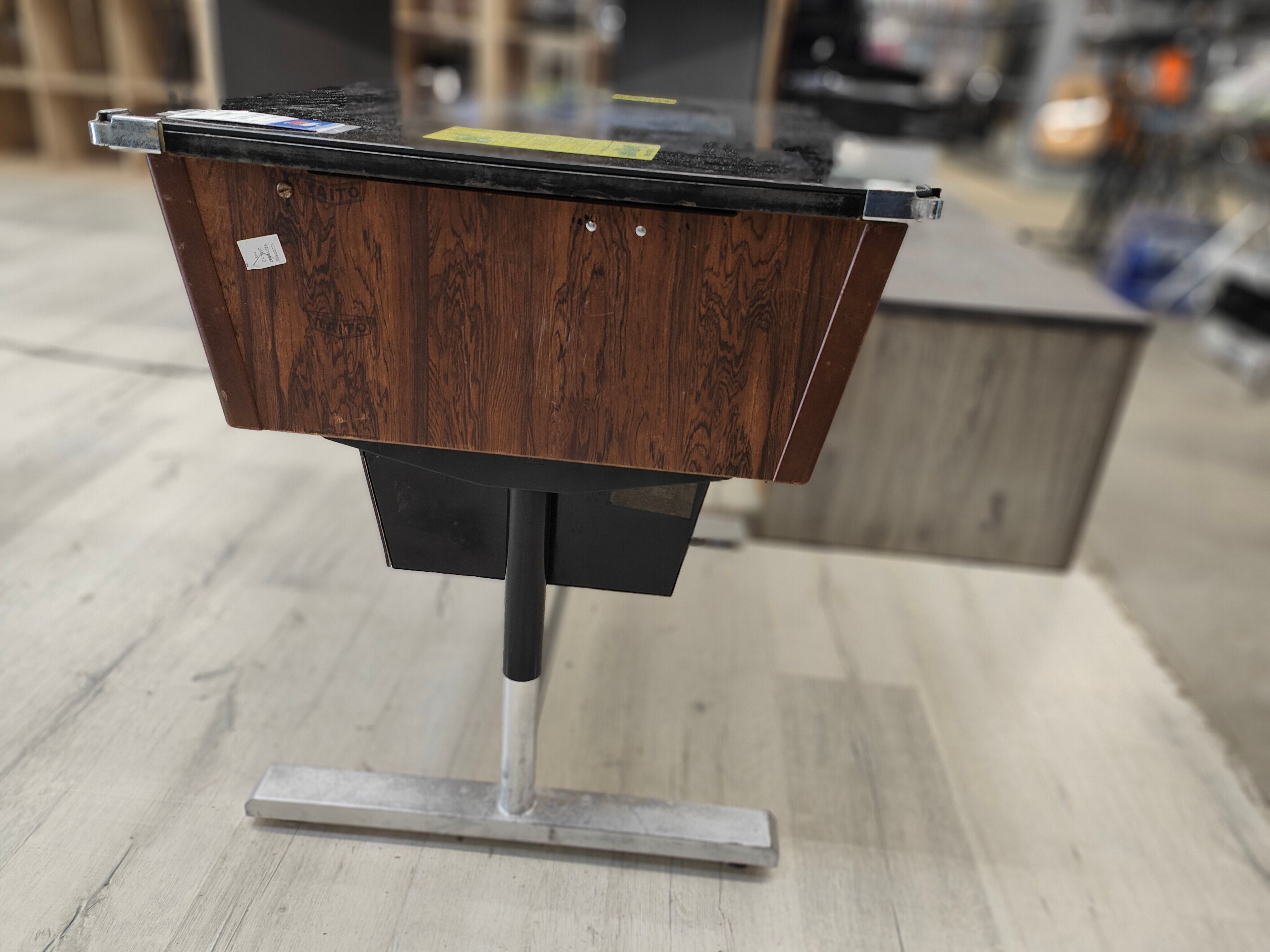 Table de jeux arcade cocktail Taito avec 60 jeux | Selency