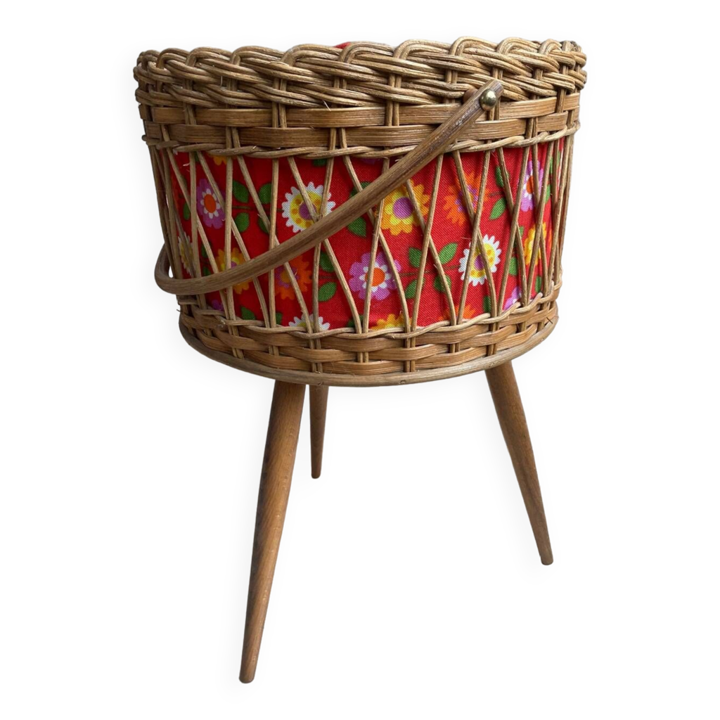 Sewing box on wooden and rattan legs | Selency